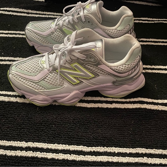 New Balance | Shoes | New Balance Gray Sneakers With Chunky Midsole And ...